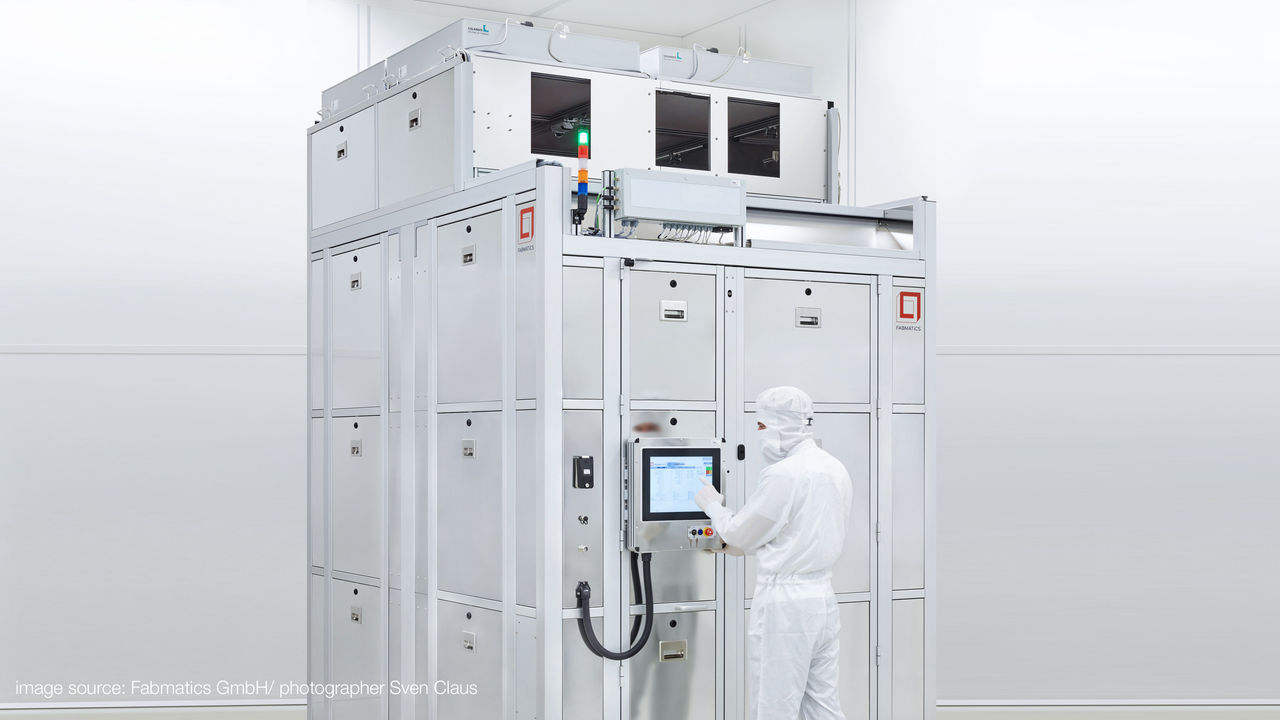 Robots in semiconductor production