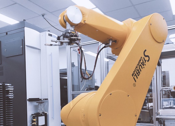 High-speed screening with robotic support