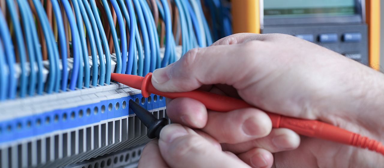 Test and Measurement applications - Stäubli Electrical Connectors